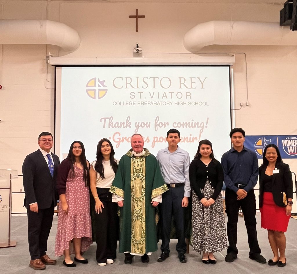 Cristo Rey St. Viator Comes Together for Family Mass | The Viatorian Community