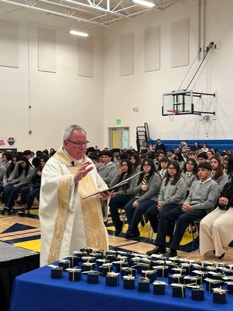 Cristo Rey St. Viator Celebrates its Patron with a New Tradition | The ...
